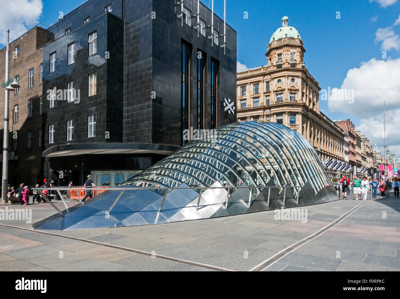 Glasgow subway station hi-res stock photography and images - Alamy