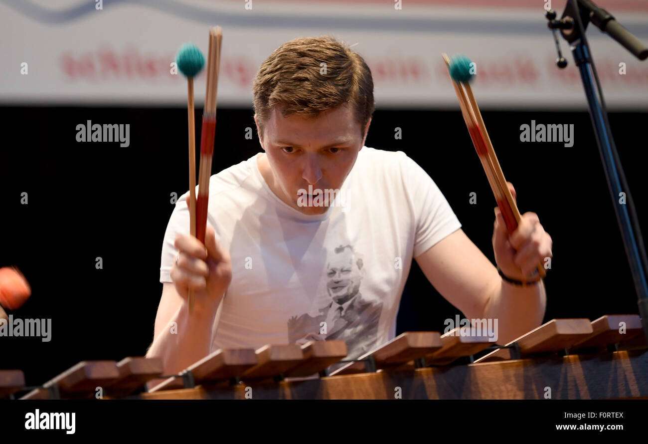 Kiel, Germany. 20th Aug, 2015. Austrian star drummer Michael Grubinger ...