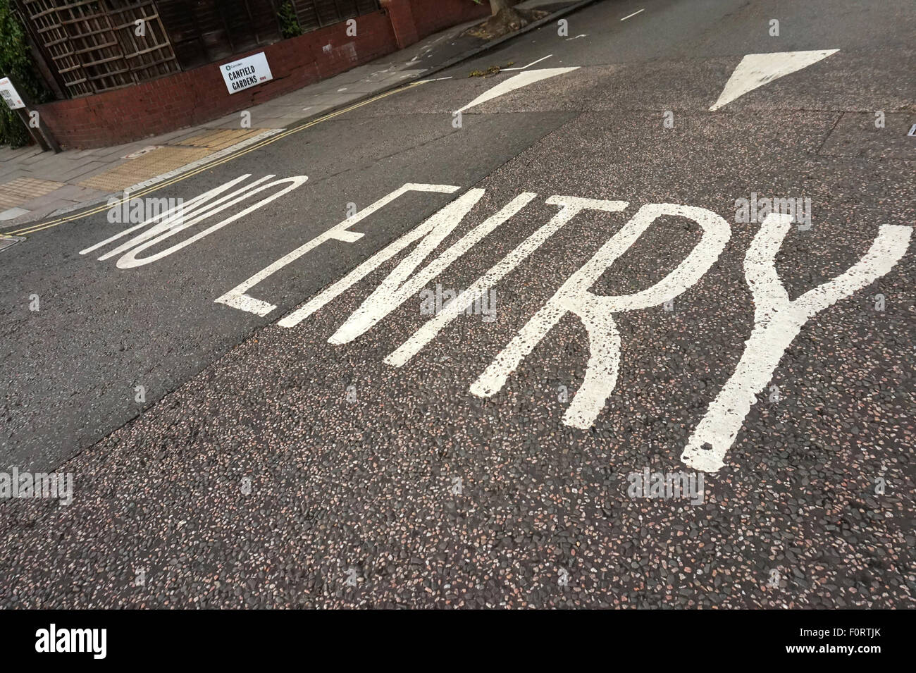 Painted road sign which says NO ENTRY, London, England Stock Photo - Alamy
