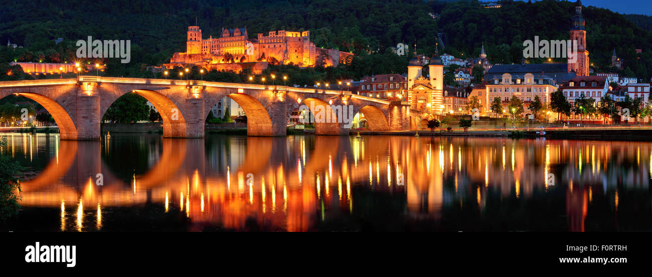 Panorama night shot of the Old Bridge and the historic Castle in ...
