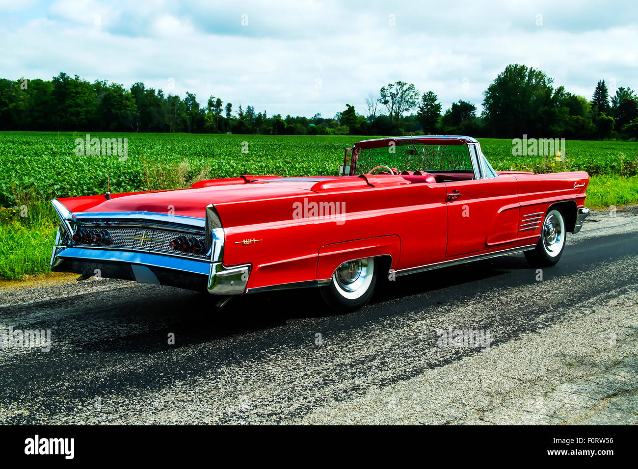 1960 Lincoln Continental Convertible rear view Stock Photo - Alamy