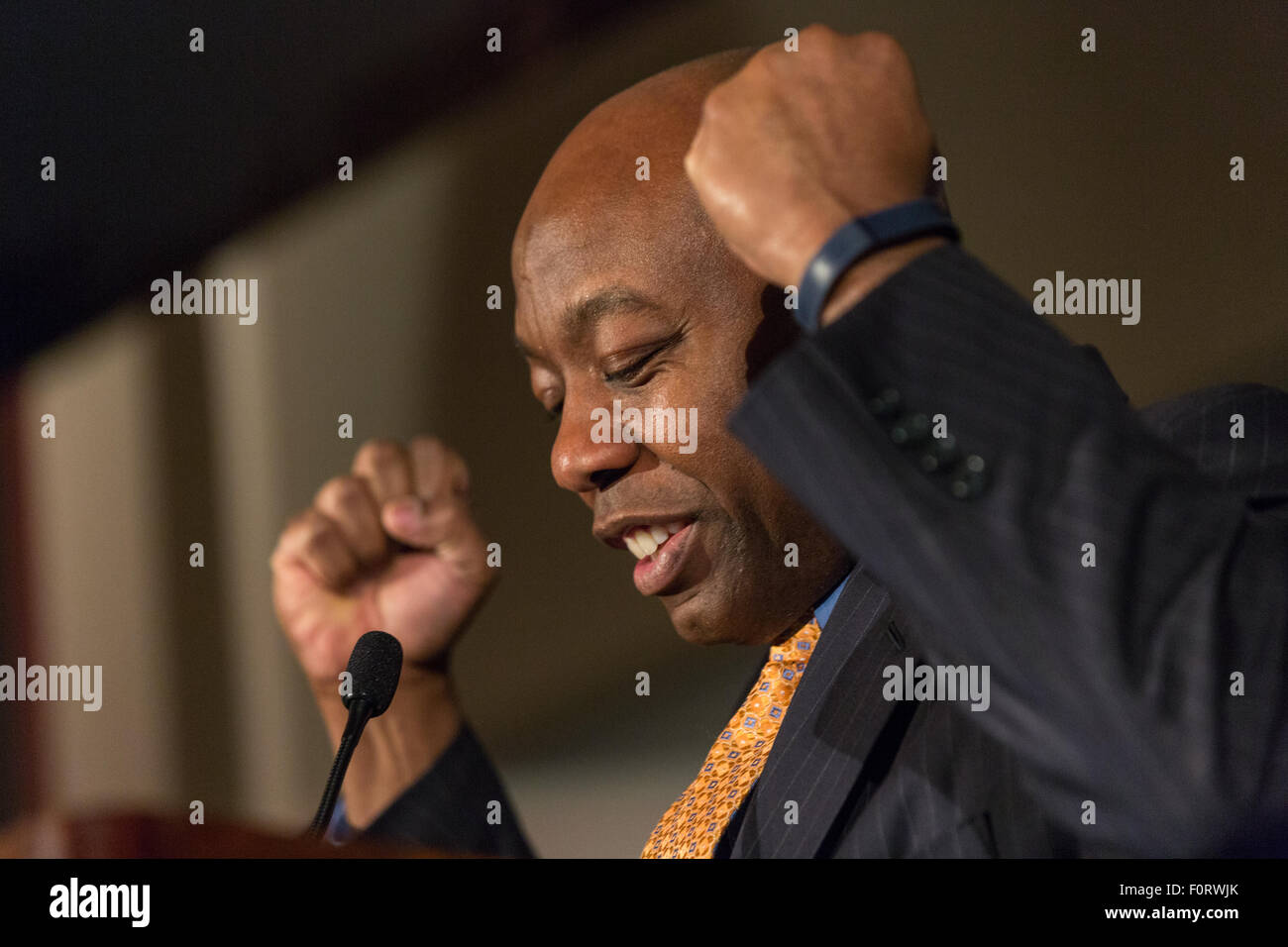 U.S. Senator Tim Scott address the Republican Society Patriot Dinner at ...