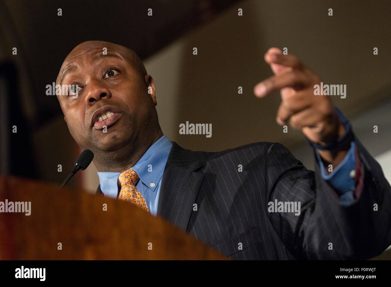 U.S. Senator Tim Scott address the Republican Society Patriot Dinner at ...