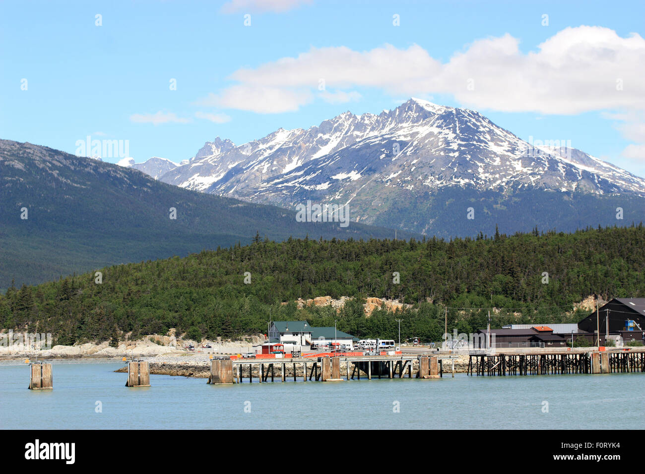Peace river bridge alaska hi-res stock photography and images - Alamy