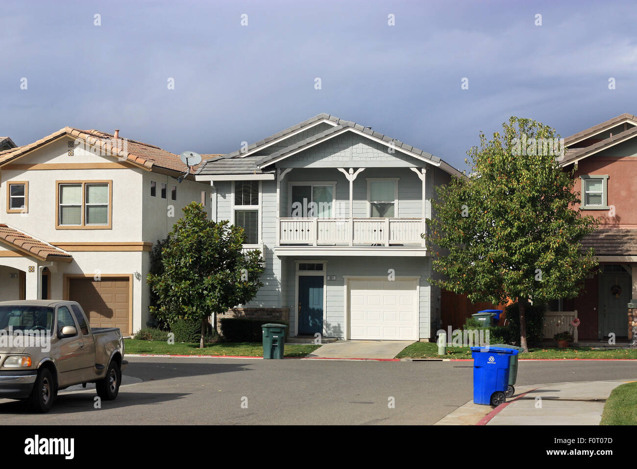 Suburban luxury house houses hi-res stock photography and images - Alamy
