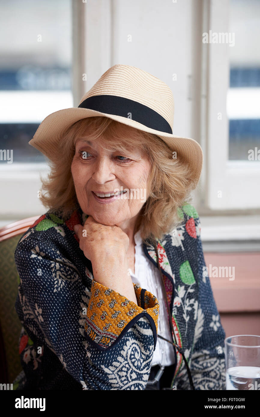 Angela huth hi-res stock photography and images - Alamy