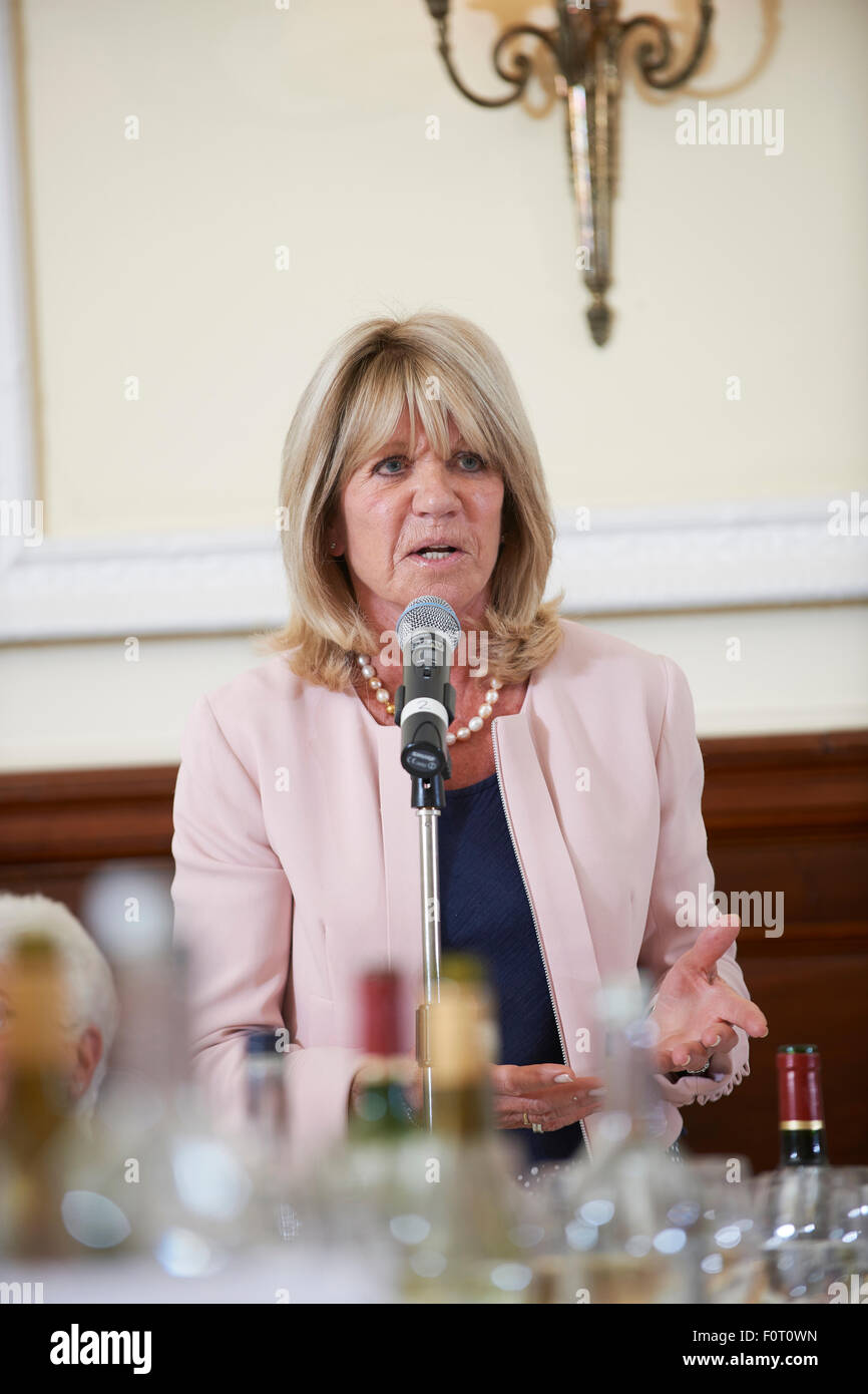 Royal biographer hi-res stock photography and images - Alamy