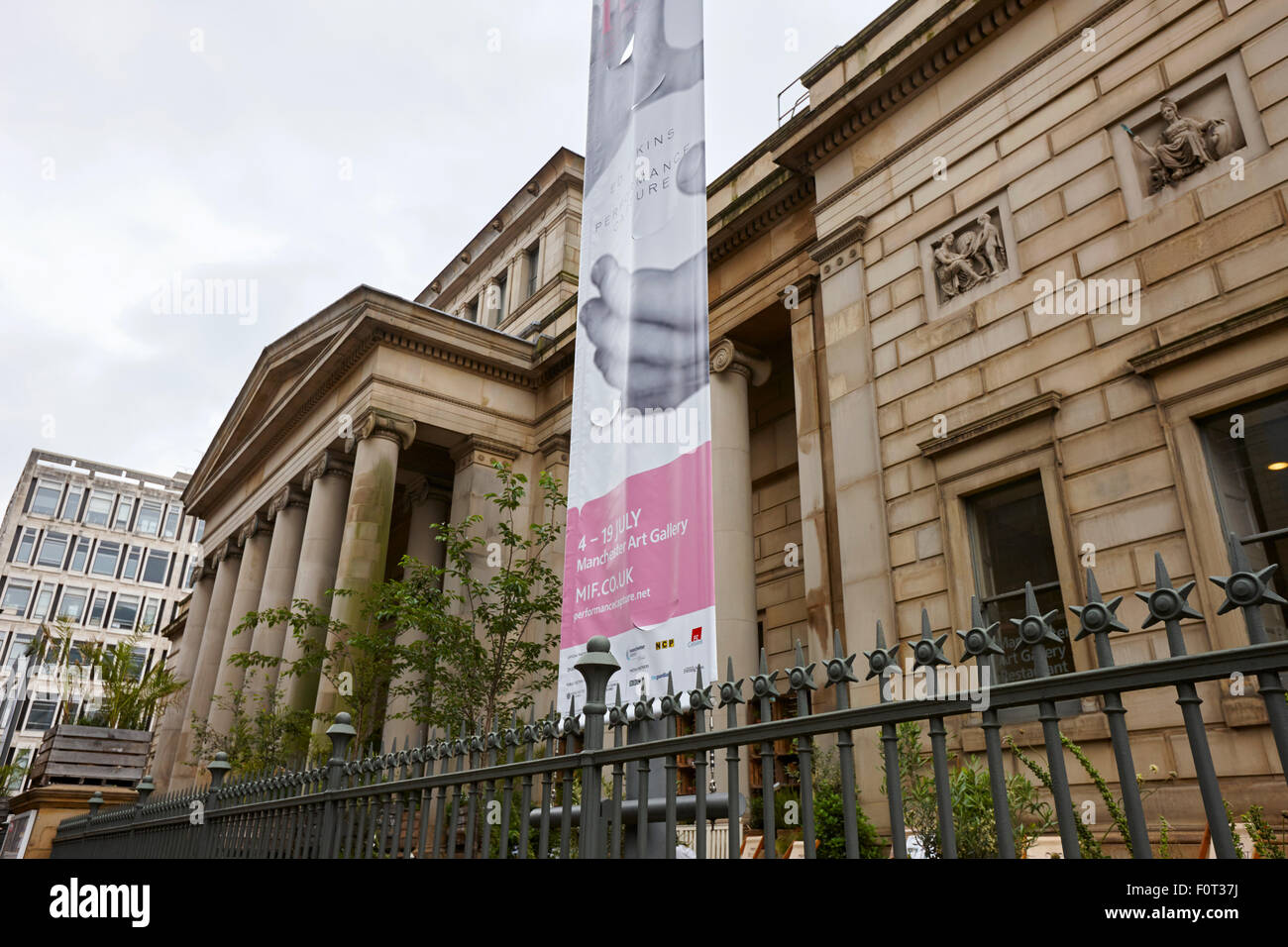 Manchester manchester art gallery hi-res stock photography and images ...