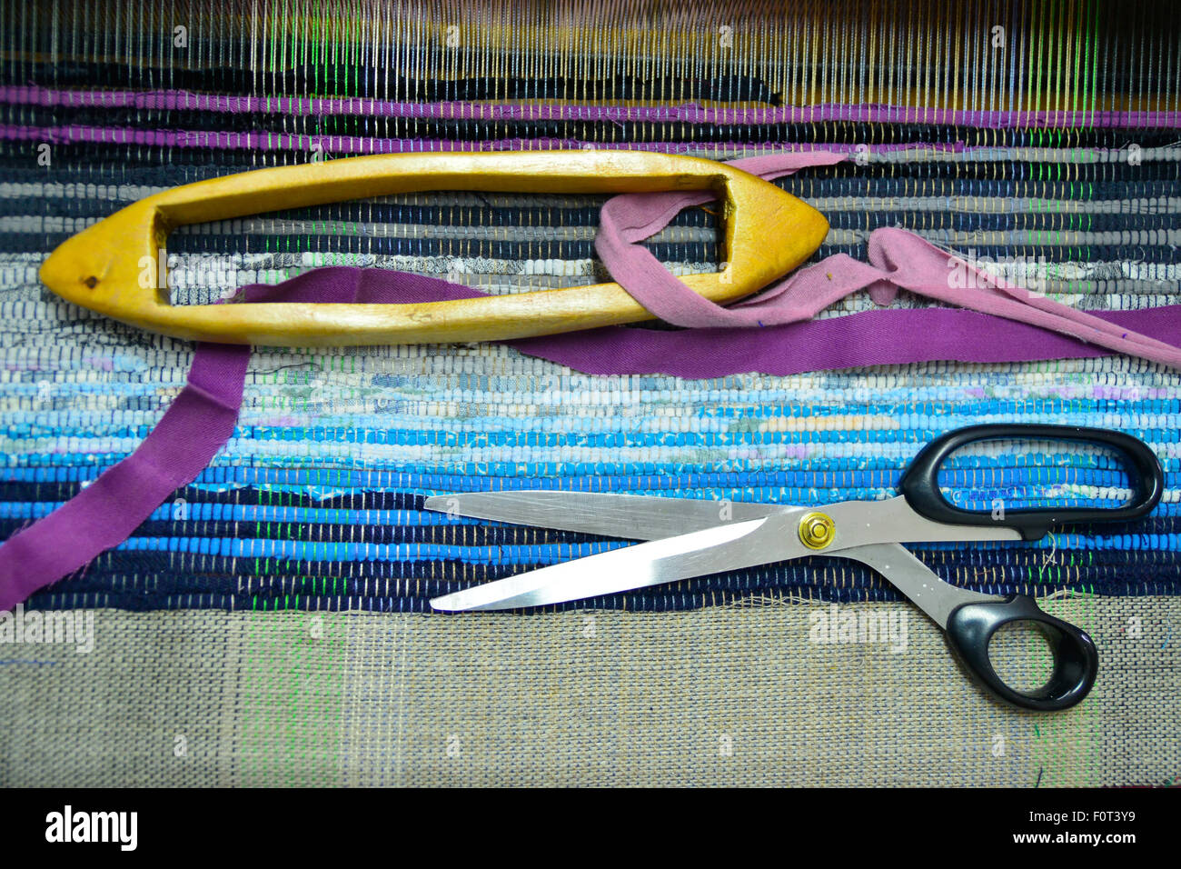 Rug scissors hi-res stock photography and images - Alamy