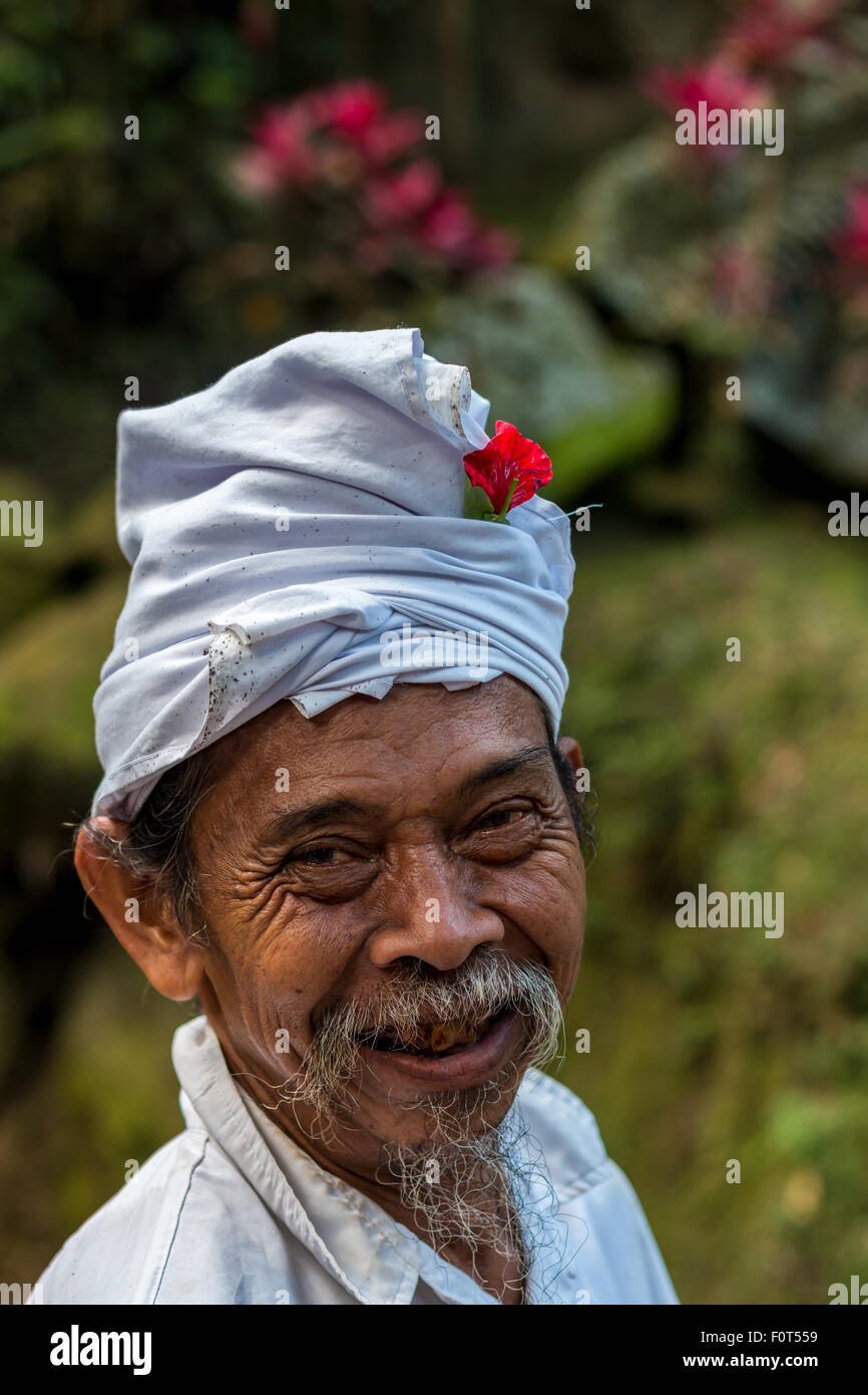 Portrait Balinese local in Indonesia Stock Photo - Alamy