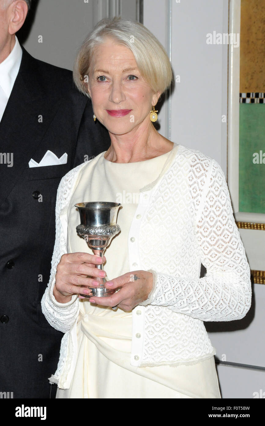 Helen Mirren honored by the World Jewish Congress for her recent role ...