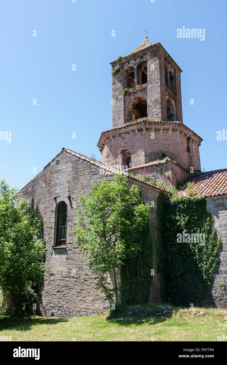 Romanesque monastery girona hi-res stock photography and images - Alamy