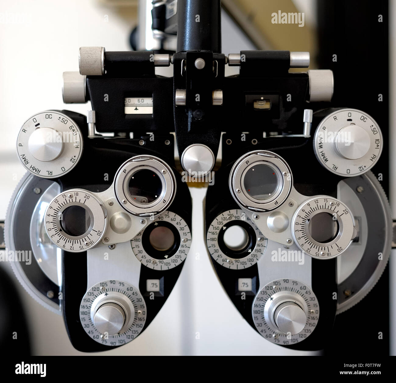 Eyesight measurement hi-res stock photography and images - Alamy