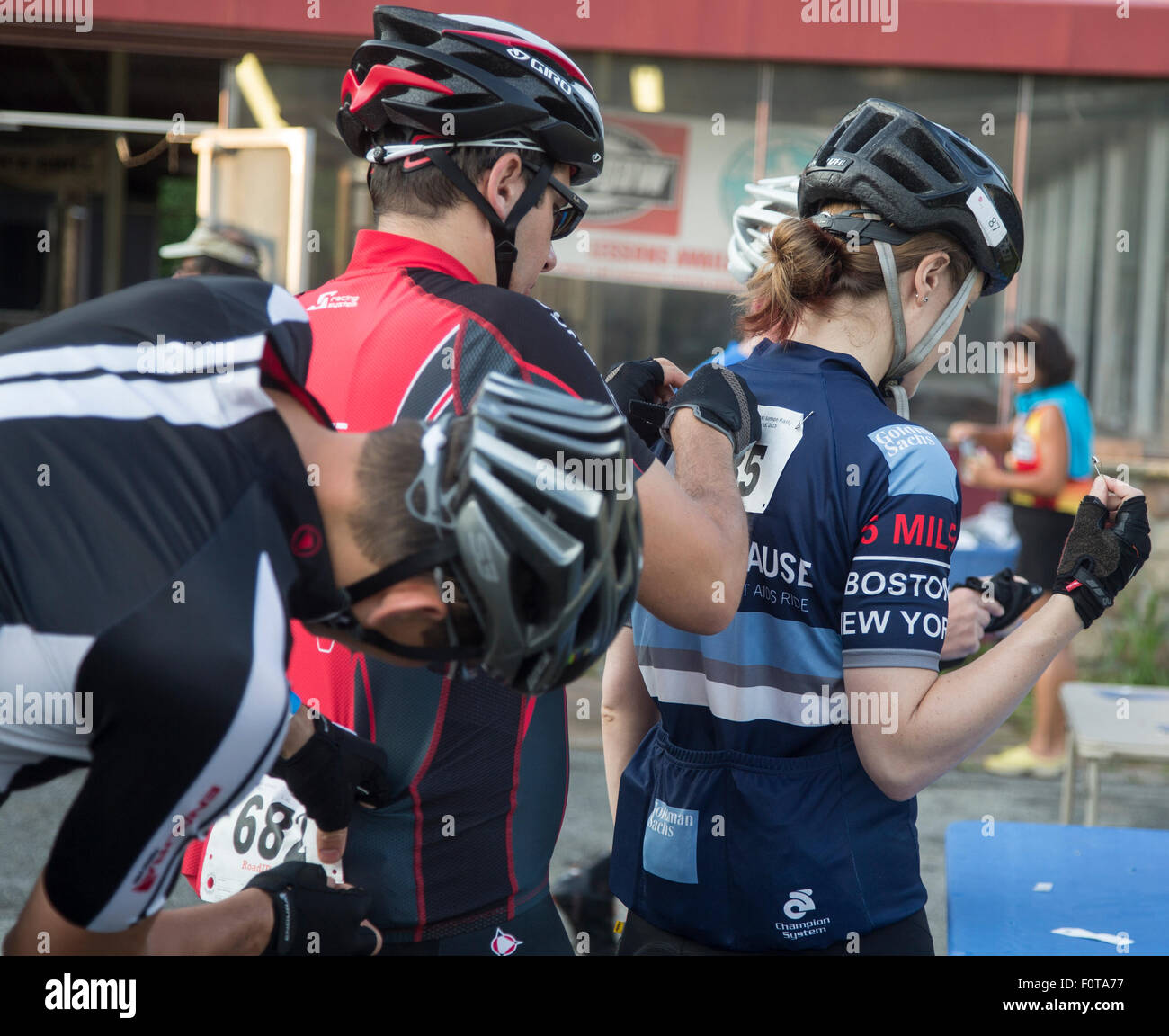 Number pinned hi-res stock photography and images - Alamy