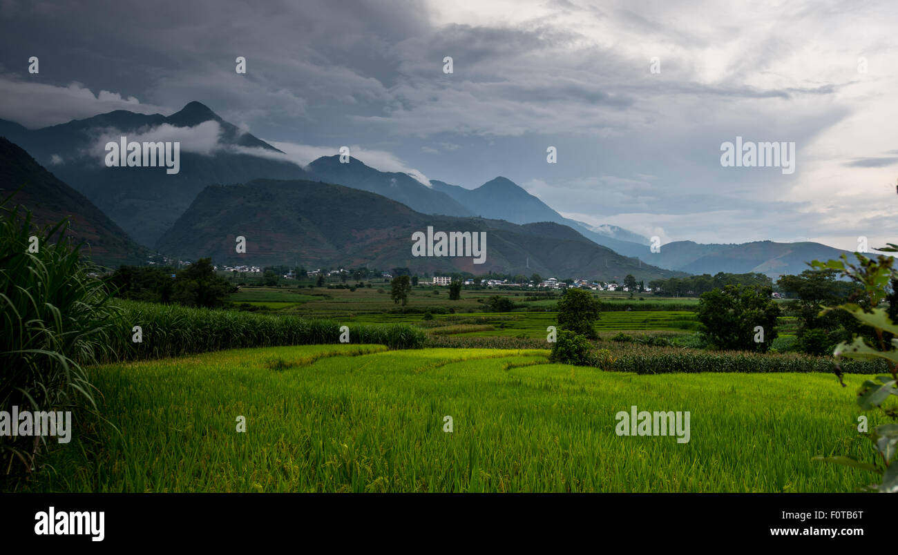 China Yunnan Baoshan Mangkuan Nujiang Rural Scenery Stock Photo - Alamy