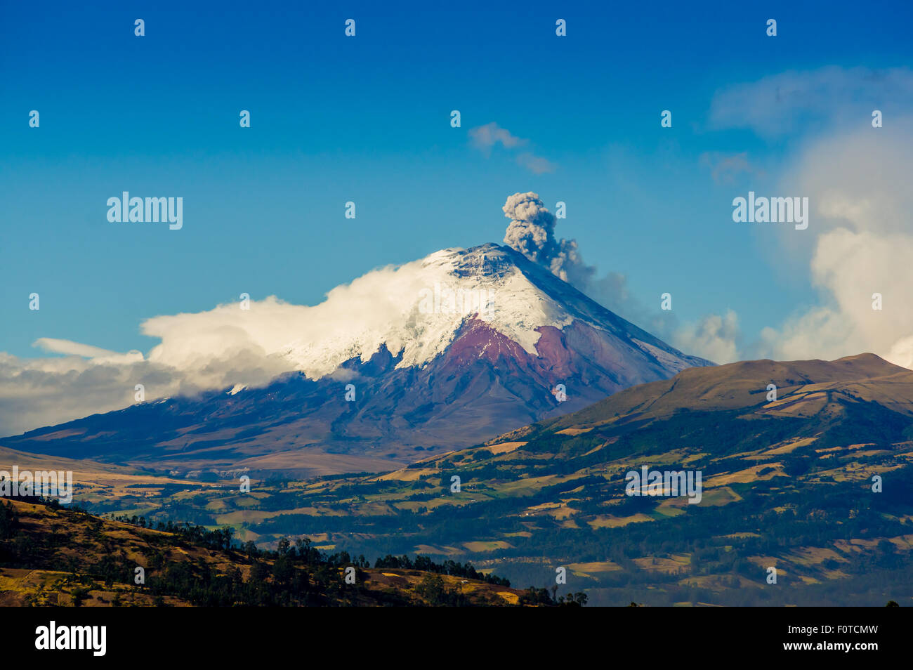 Cotopaxi volcano eruption in Ecuador, South America Stock Photo - Alamy