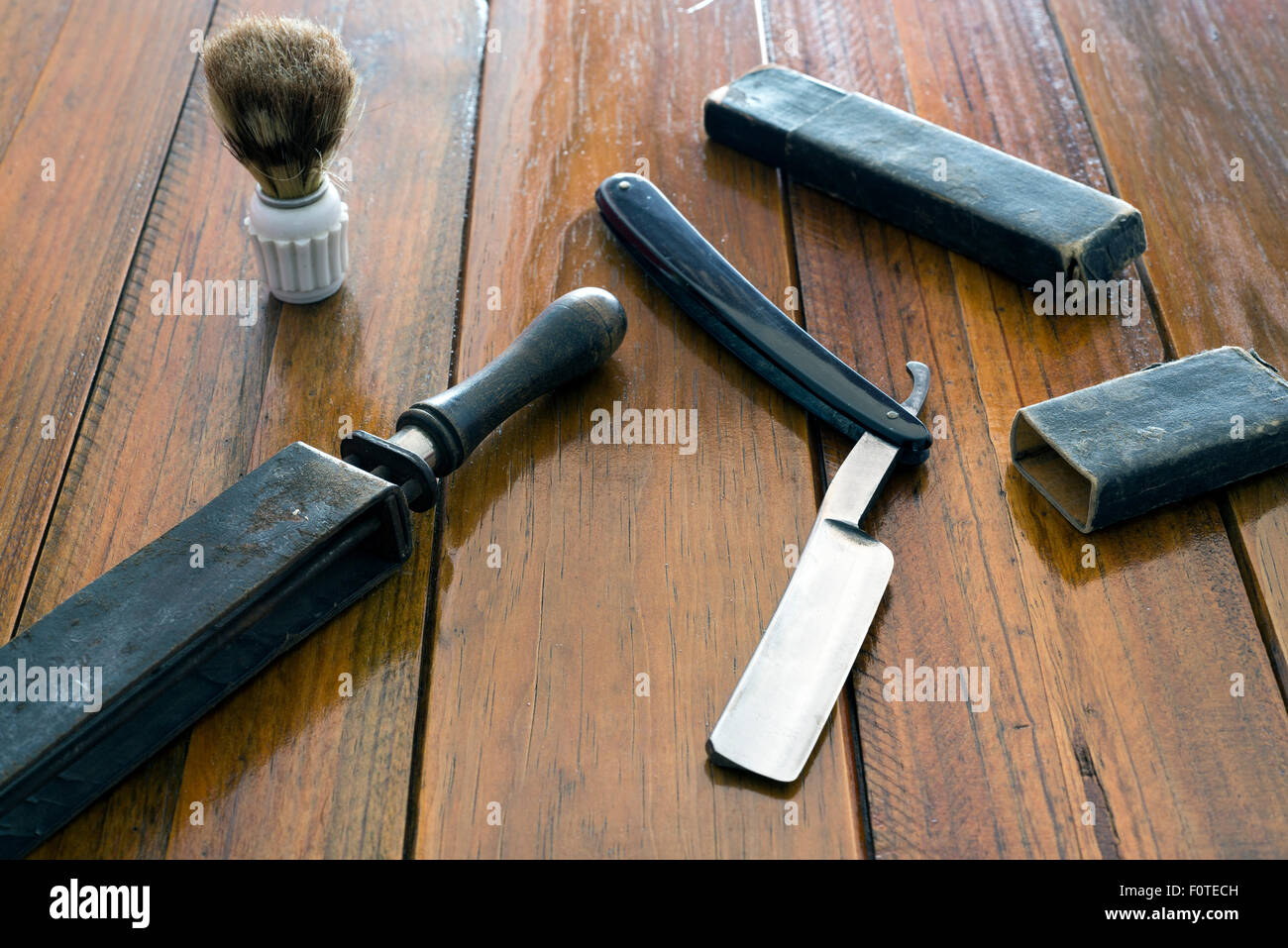 Shaving tools barber razor hi-res stock photography and images - Alamy