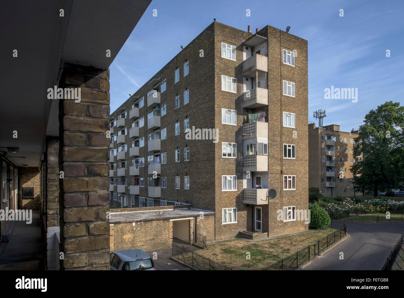 Tower hamlets council estate hi-res stock photography and images - Alamy