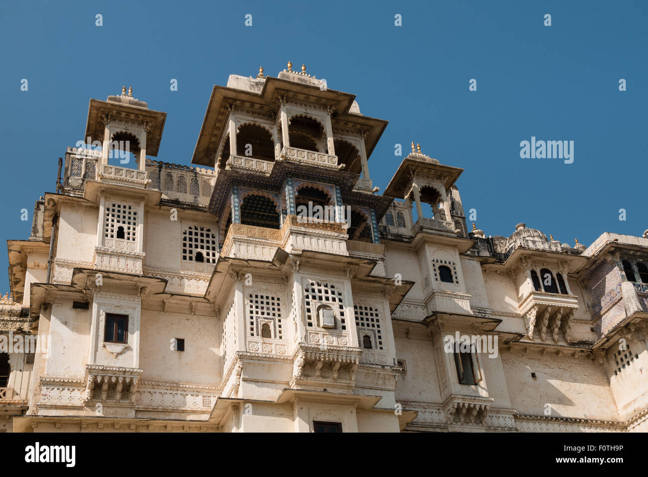 Palace balconies hi-res stock photography and images - Alamy