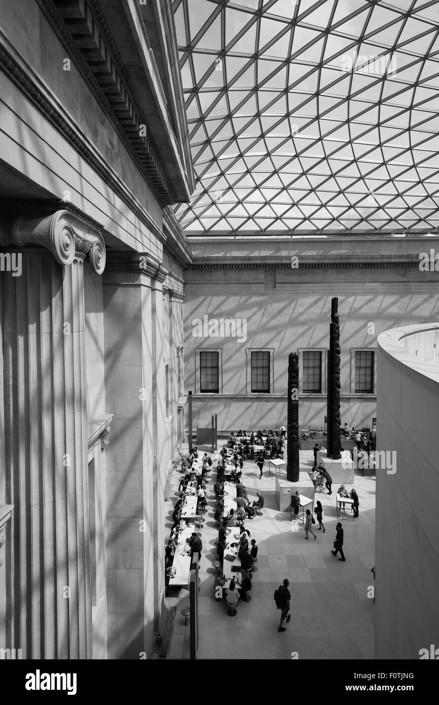 Norman foster british museum hi-res stock photography and images - Alamy