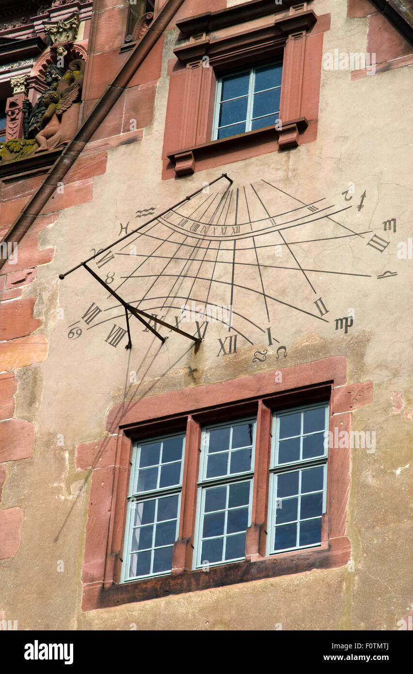 heidelberg castle friedrich building wall clock germany Stock Photo - Alamy