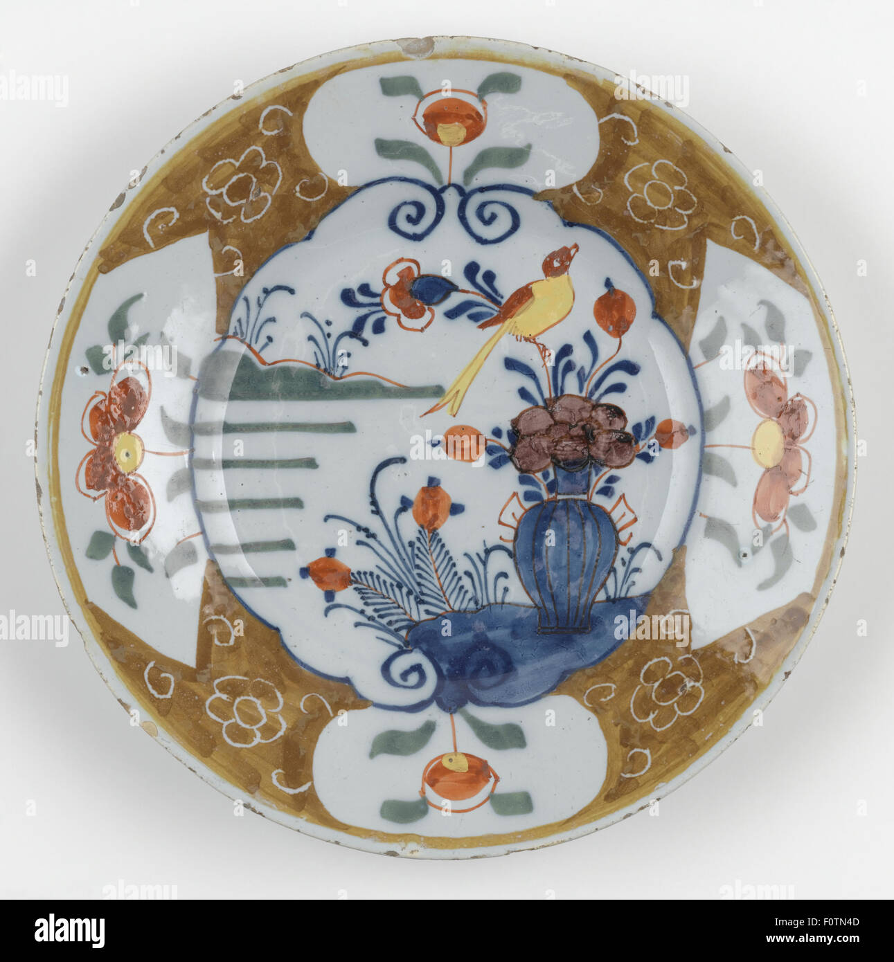 Tan plate hi-res stock photography and images - Alamy