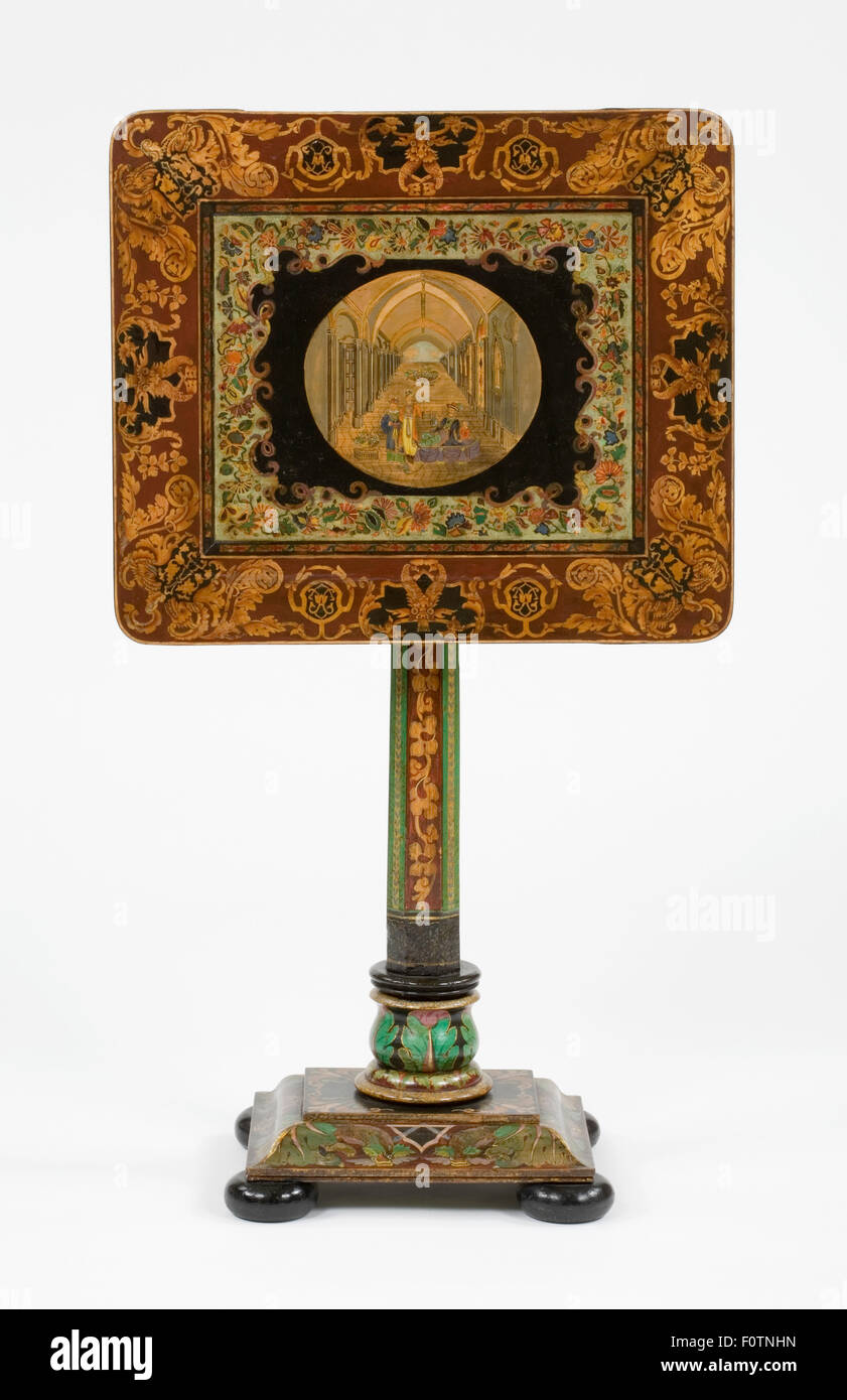 Portrait format formats hi-res stock photography and images - Alamy