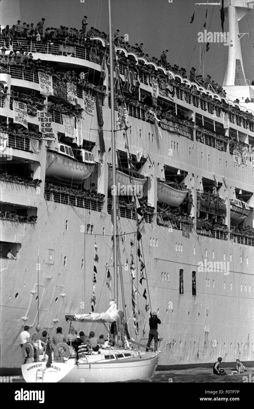 Mod requisitioned Black and White Stock Photos & Images - Alamy