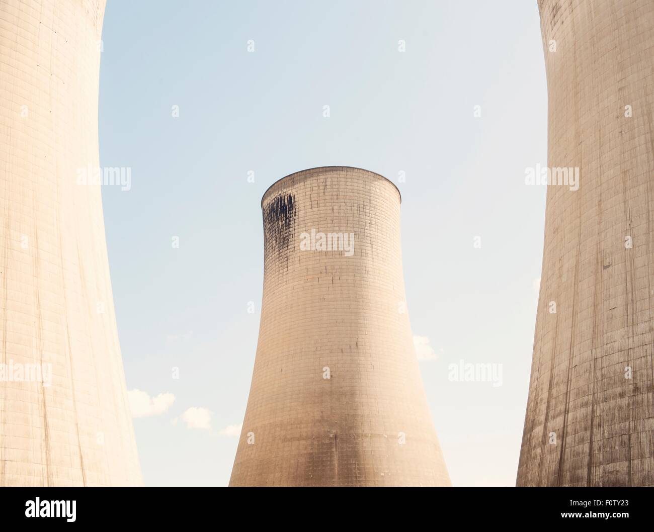 Cooling towers at power station, East Midlands, England Stock Photo - Alamy