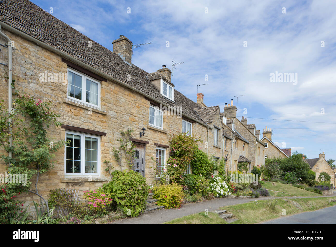 Attractive Cotswold cottages in village of Longborough, Gloucestershire ...