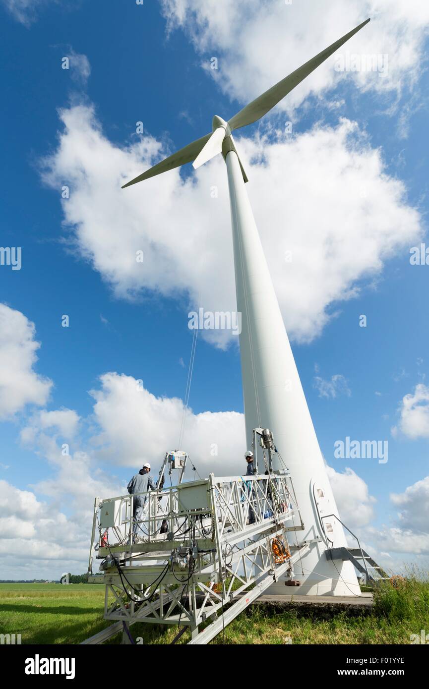 Wind turbine two blade hi-res stock photography and images - Alamy