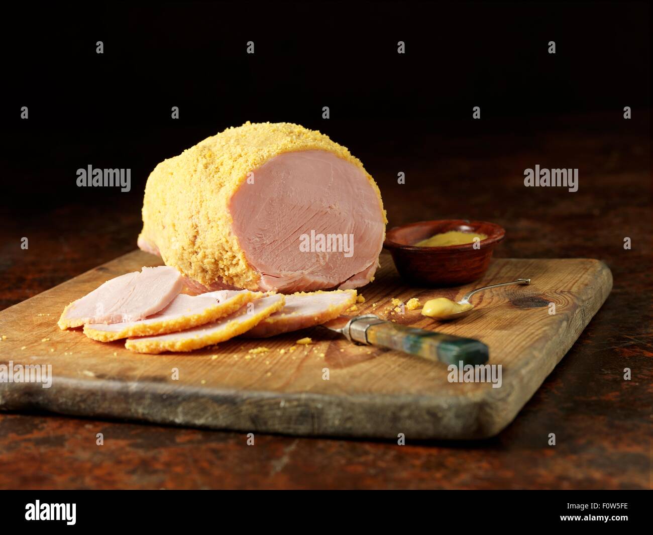 Carved breaded Wiltshire ham Stock Photo - Alamy