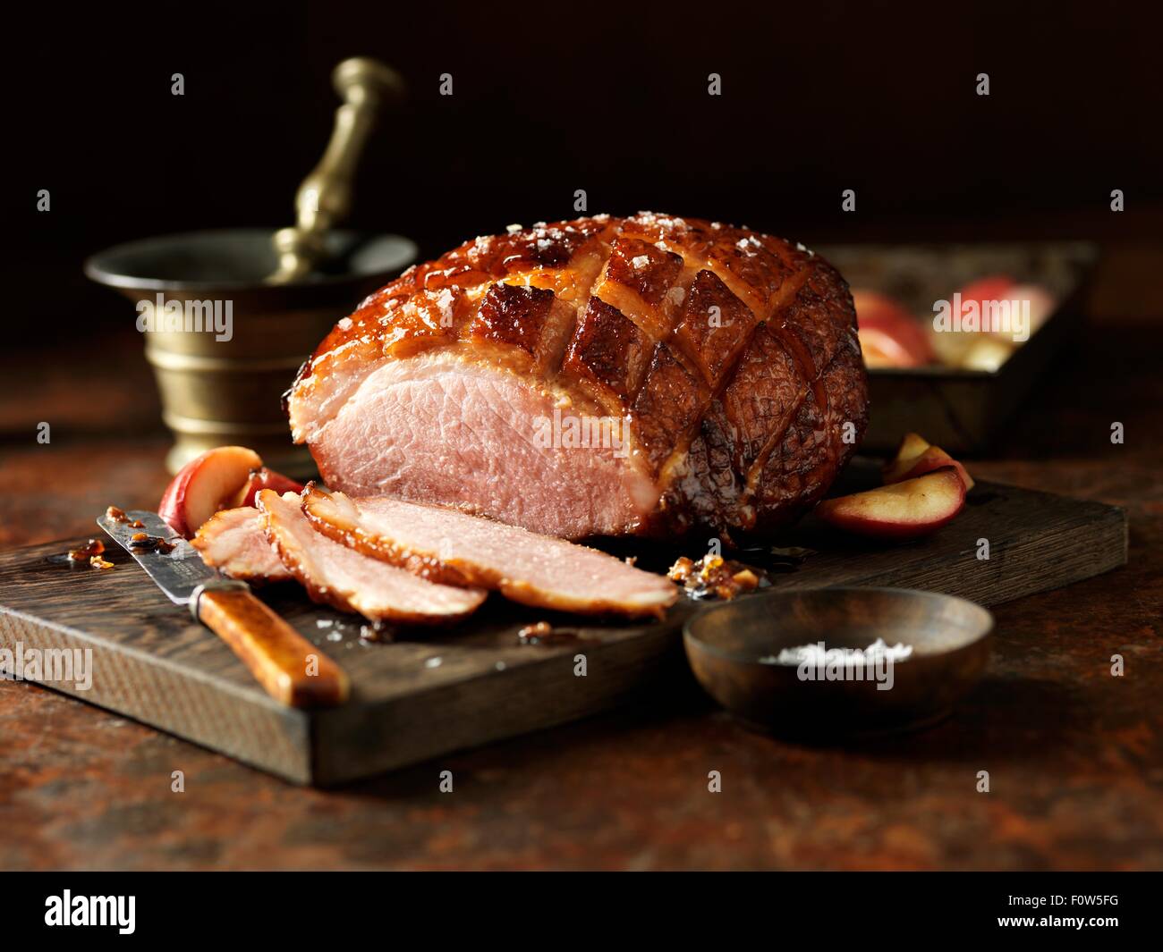 Roast gammon hi-res stock photography and images - Alamy
