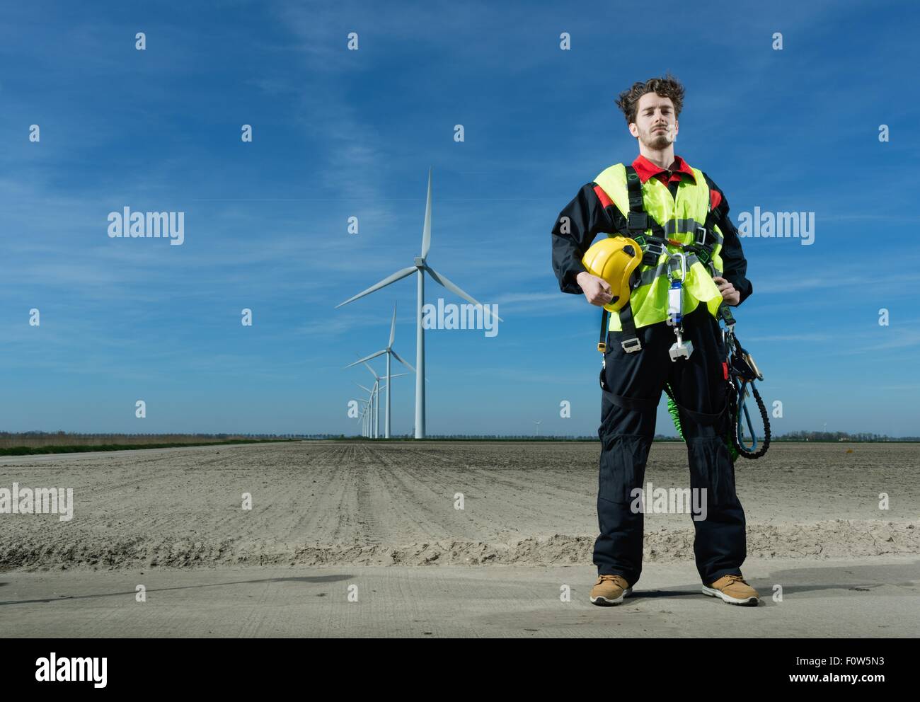 Modern worker hi-res stock photography and images - Alamy