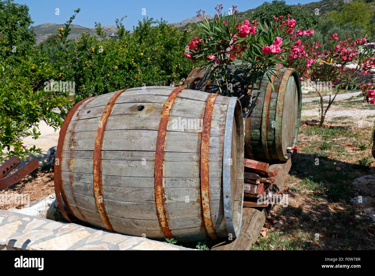 Antique wooden barrels hi-res stock photography and images - Alamy