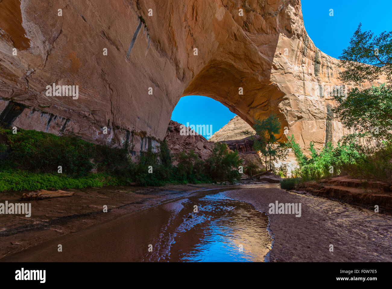Beautiful Jacob Hamblin Arch in Coyote Gulch Grand Staircase Escalante ...