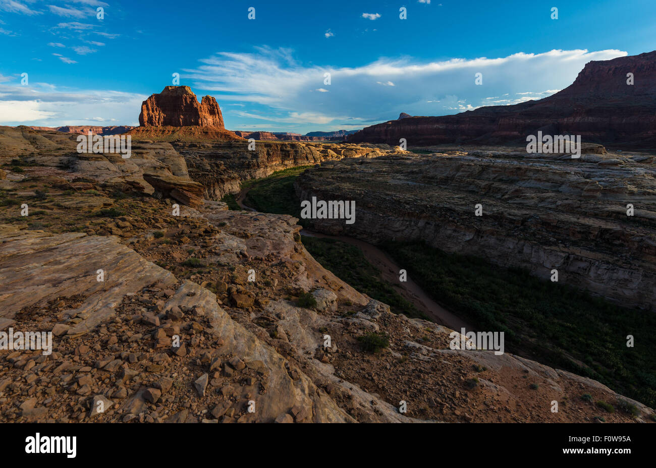 Canyon basin hi-res stock photography and images - Alamy