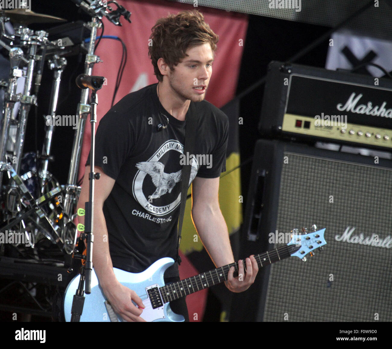 New York, USA. 21st Aug, 2015. Musician LUKE HEMMINGS from the band 5 ...