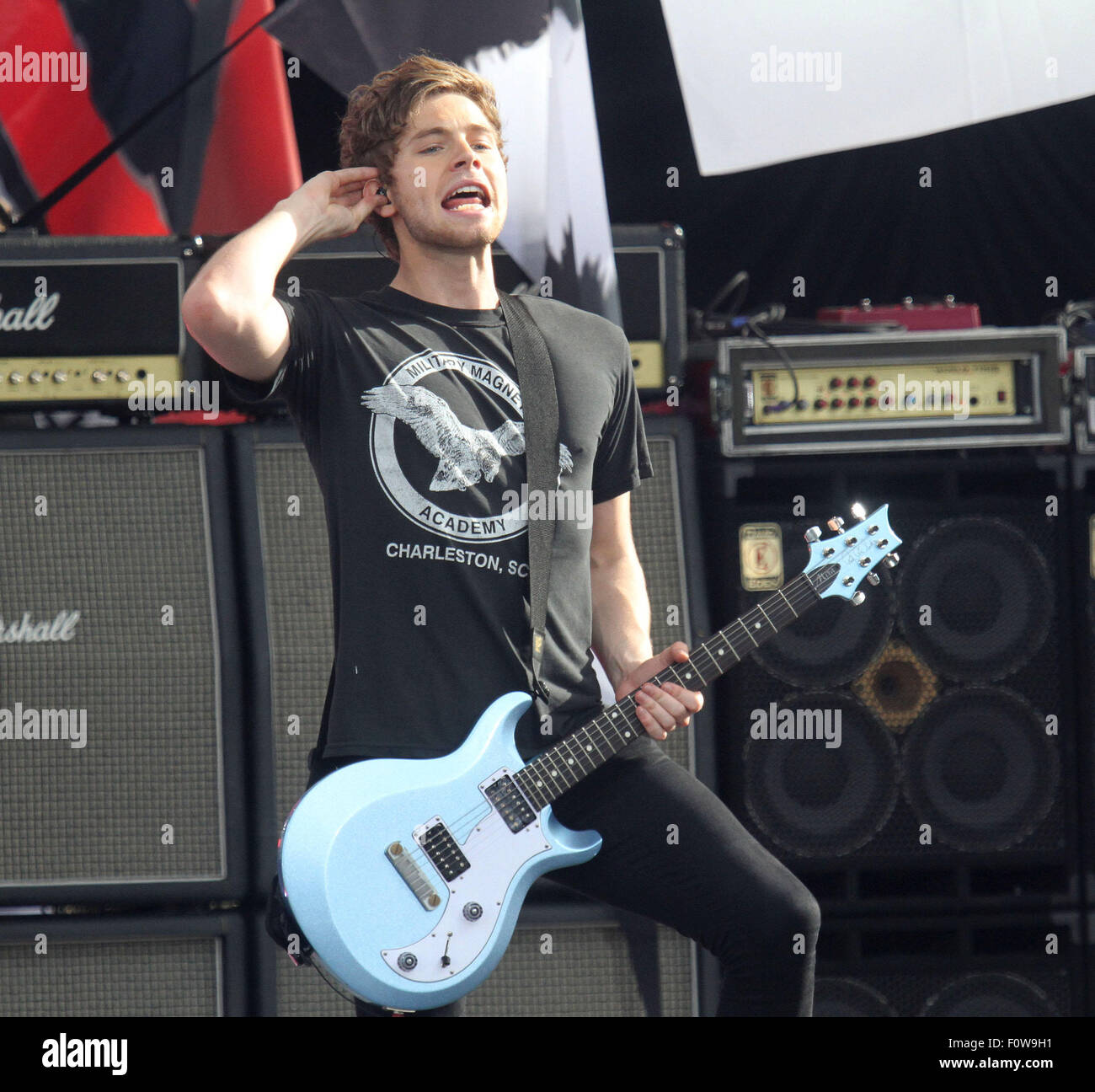 New York, USA. 21st Aug, 2015. Musician LUKE HEMMINGS from the band 5 ...