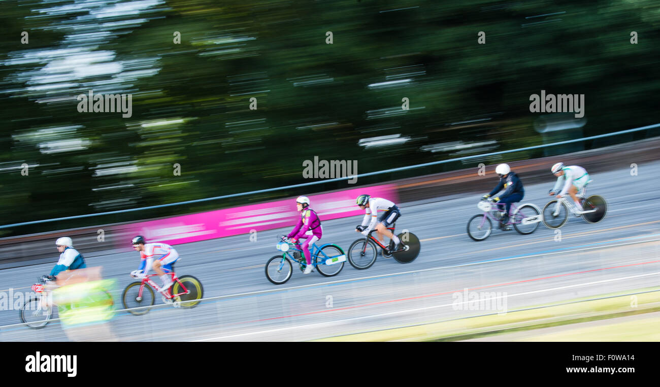 Derny em hi-res stock photography and images - Alamy