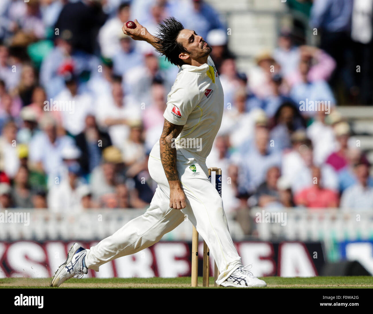 Mitchell Johnson Bowling Action