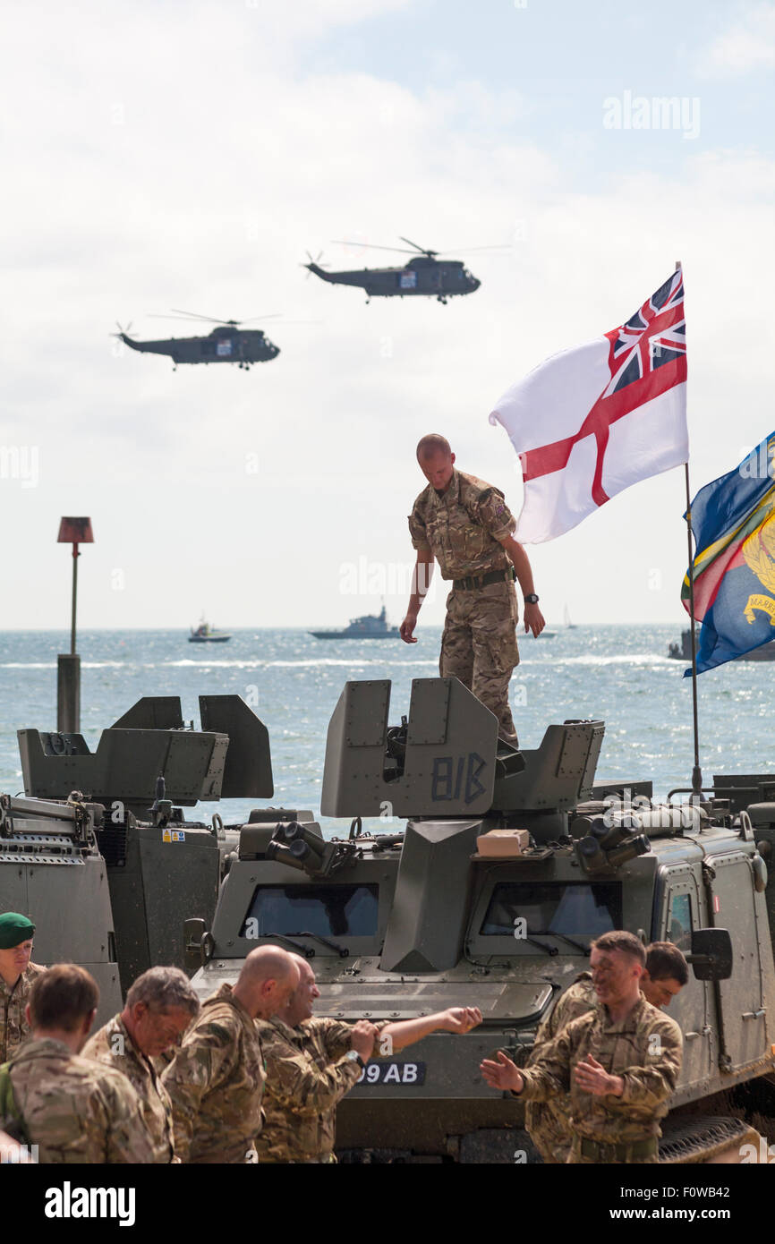 Royal marine commandos helicopter hi-res stock photography and images ...