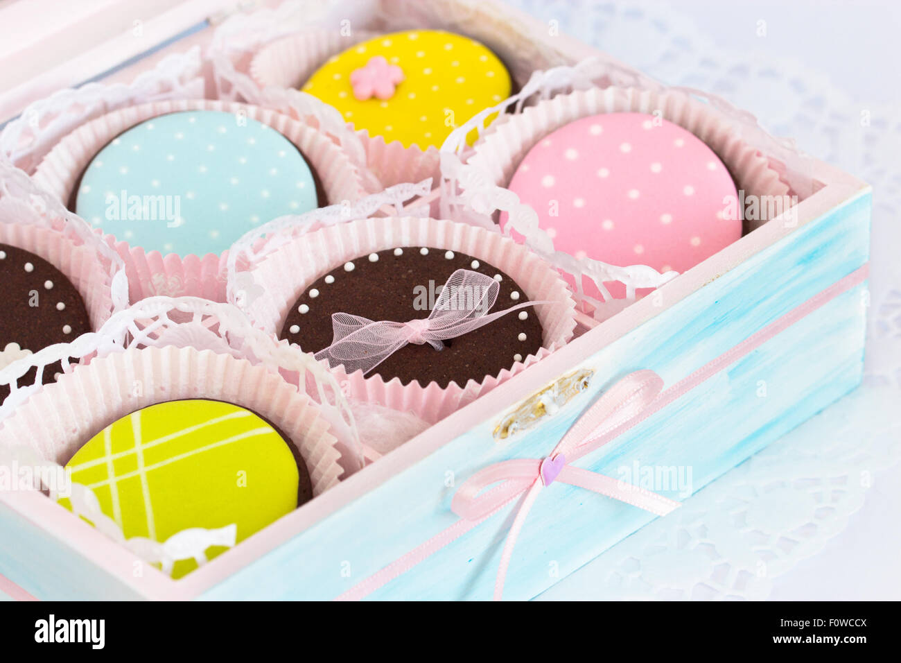 Light blue icing hi-res stock photography and images - Alamy