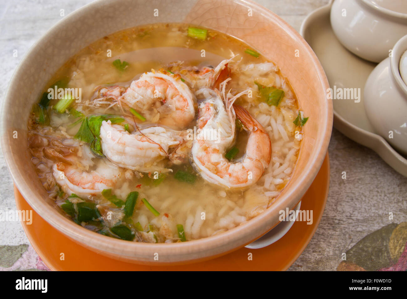 THAI RICE SOUP WITH SHRIMP Stock Photo - Alamy