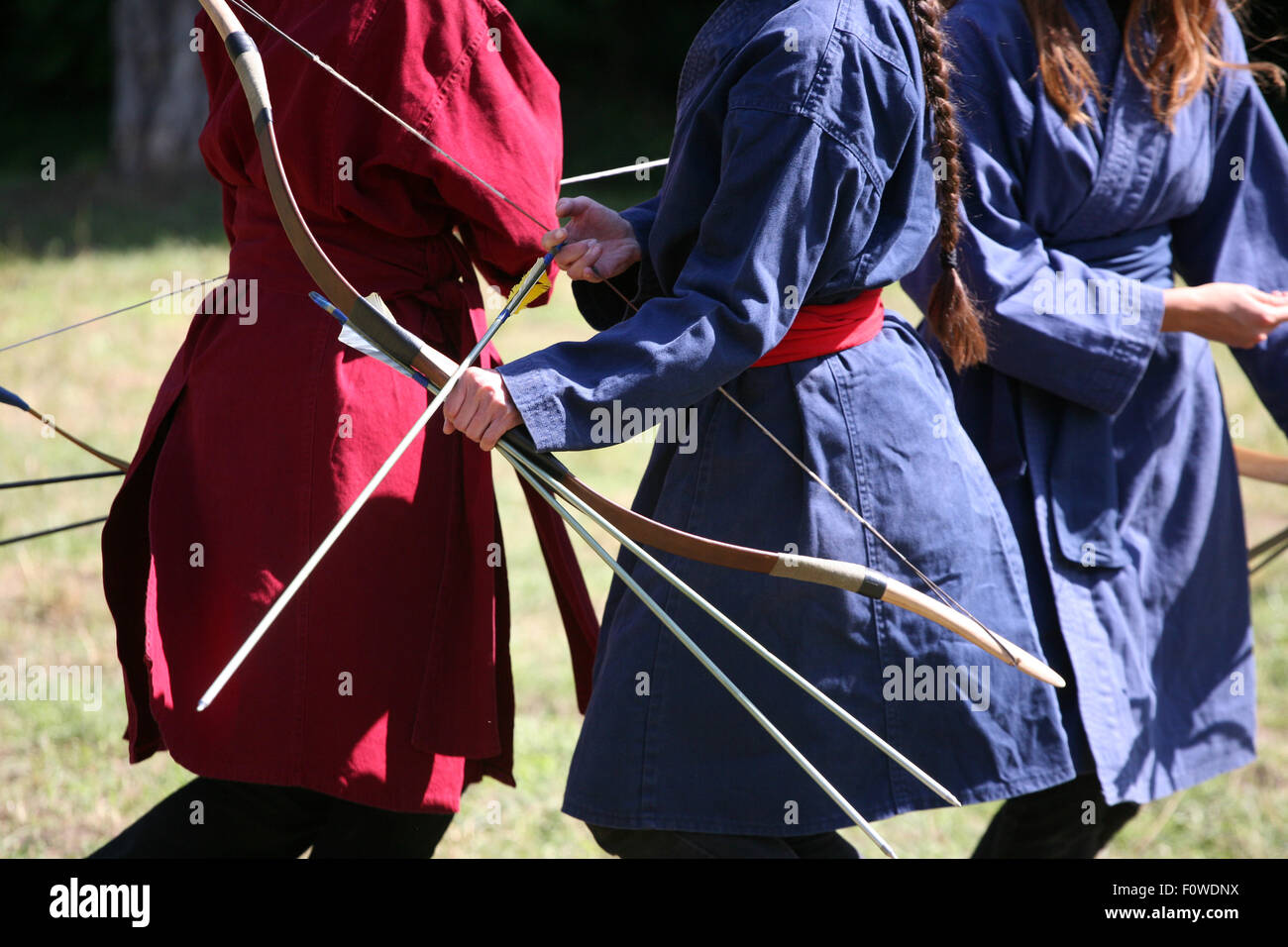 Unknown warrior girls on a historical medieval combat show Stock Photo ...