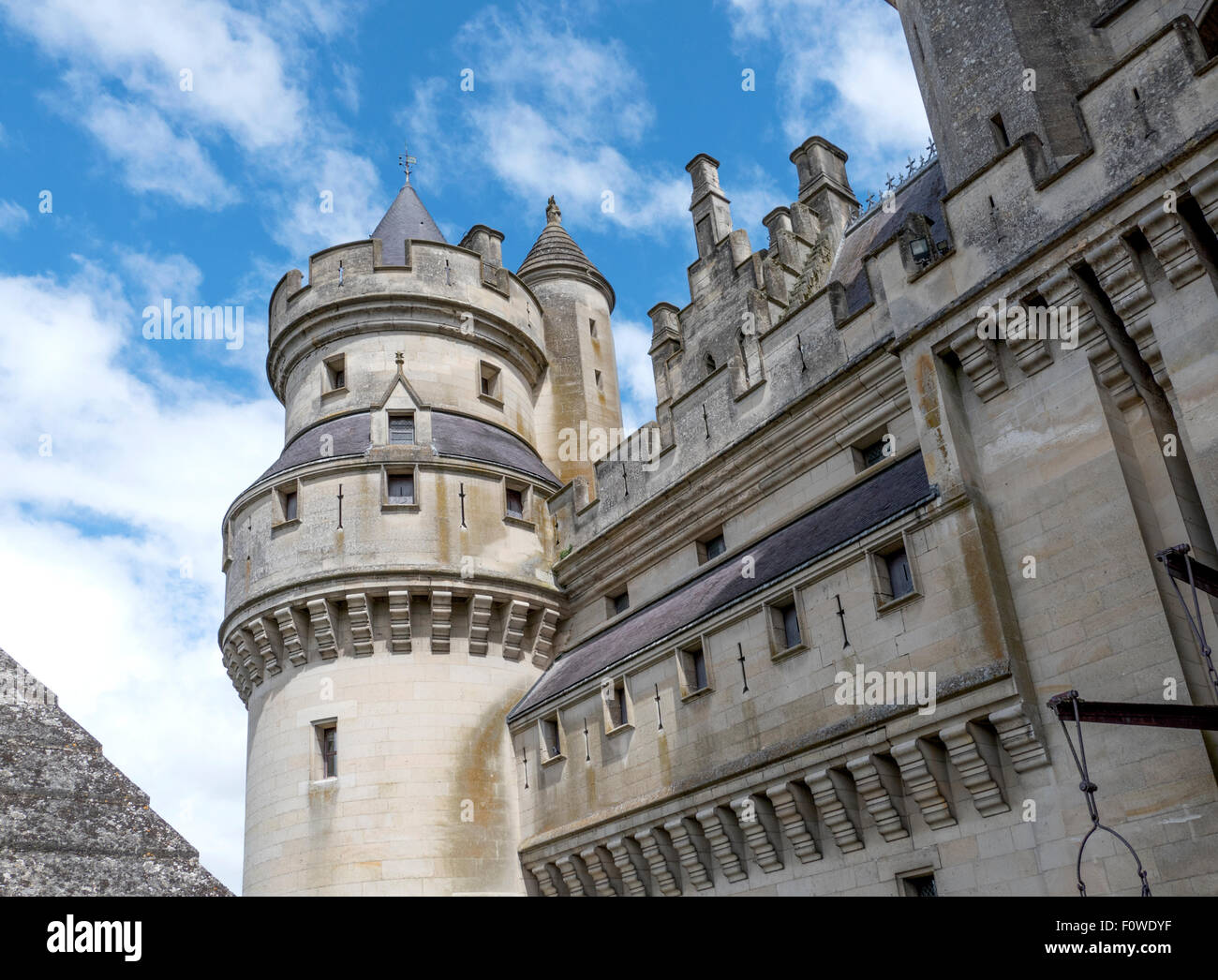 Merlin the magician hi-res stock photography and images - Alamy