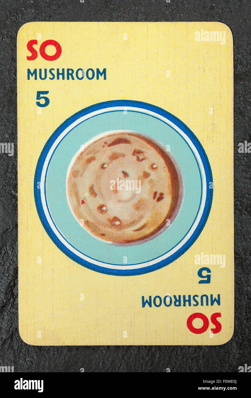 Vintage menuette playing cards hi-res stock photography and images - Alamy