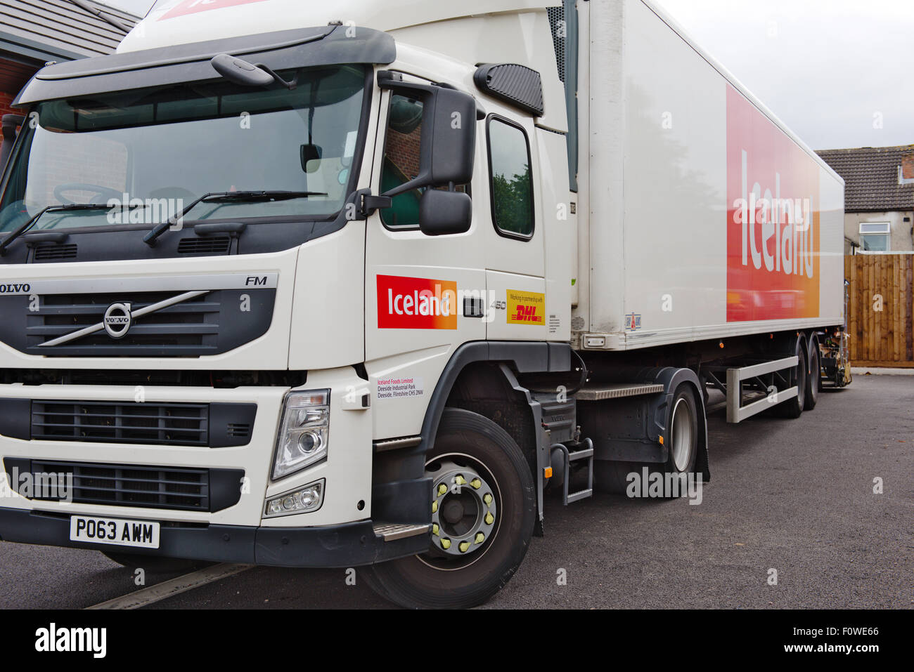 Food delivery lorry hi-res stock photography and images - Alamy