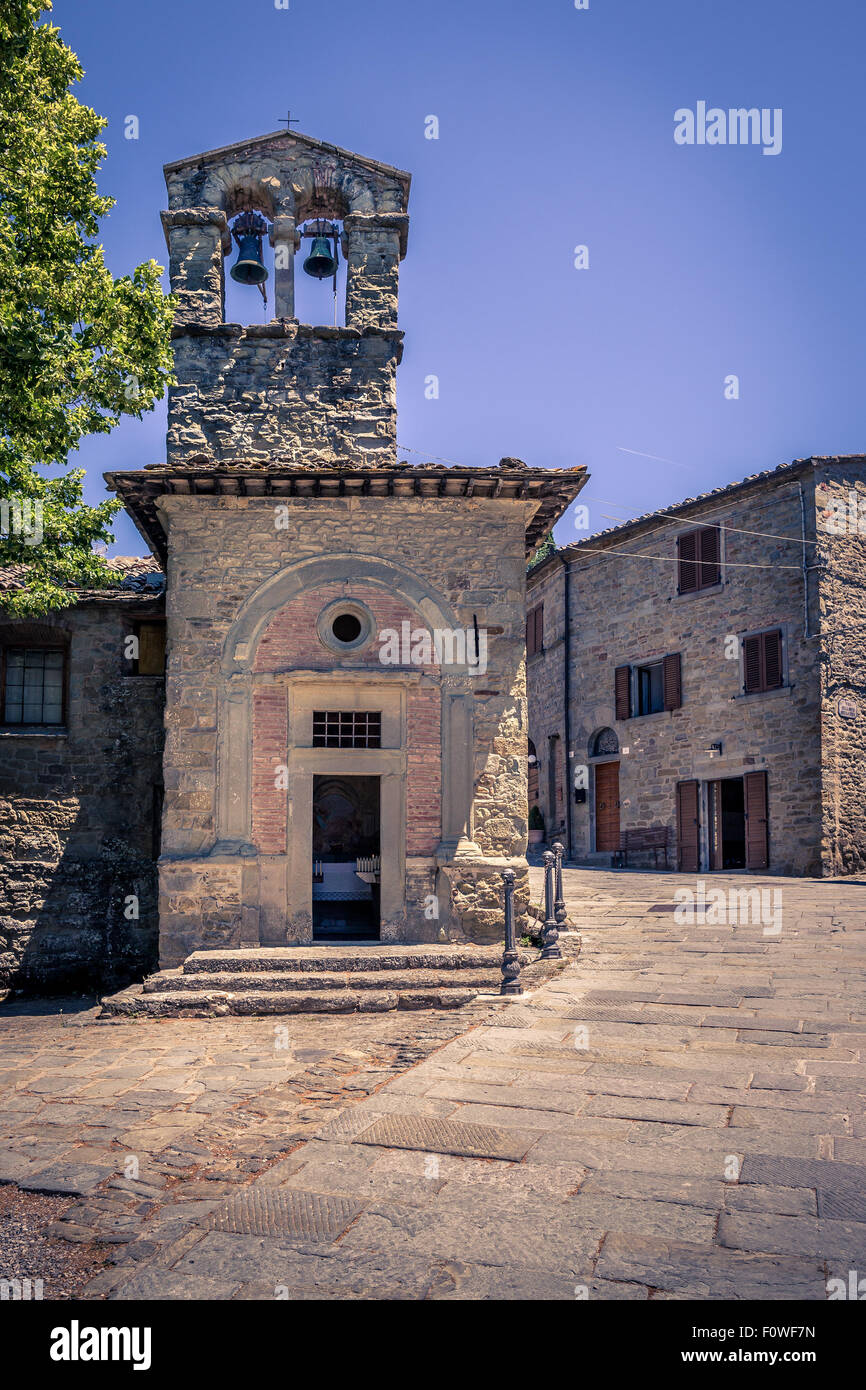 Small catholic church in old Cortona town in Tuscany Stock Photo - Alamy