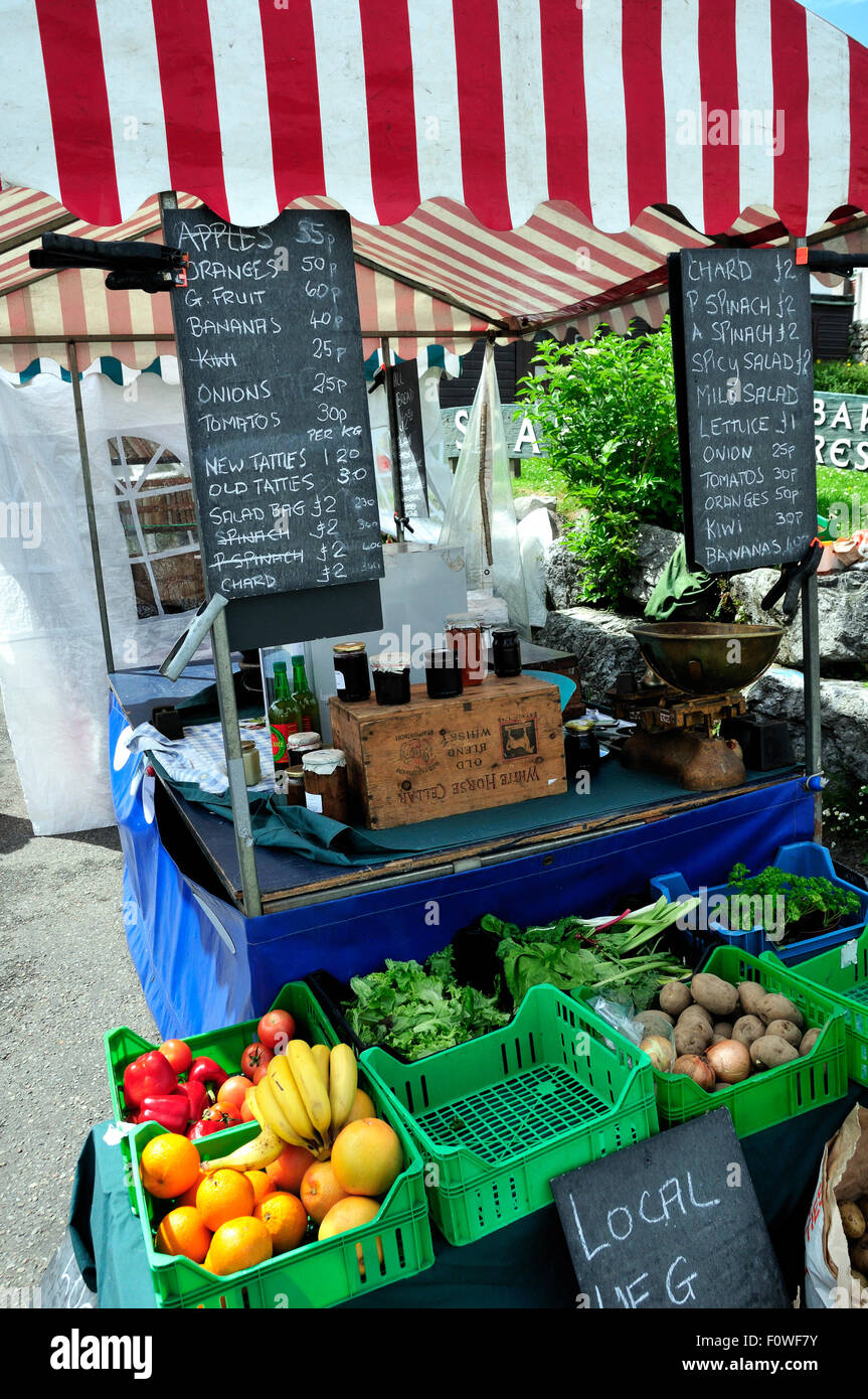 Display of fruits and vegetables for sale at a street market in ...